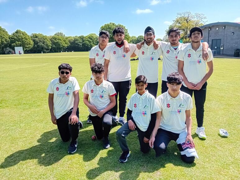 Year 10s successful Cricket season - News - Mayfield School
